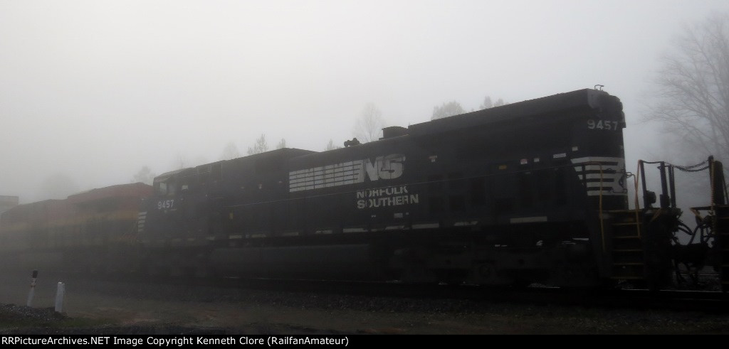NS train #203 (Intermodal) .Rutherford, PA - Atlanta, GA) (pic 2)